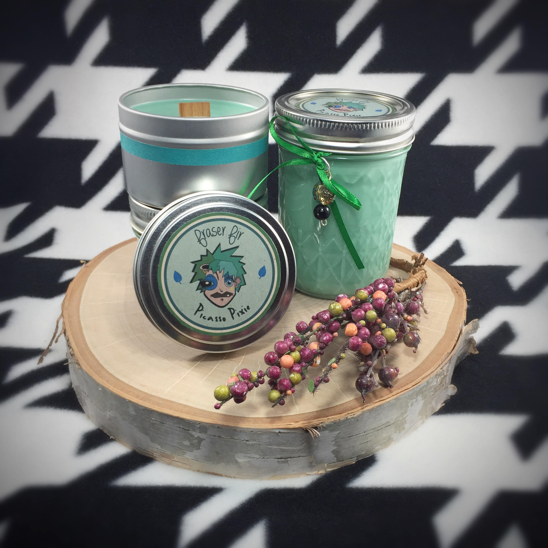 Fraser Fir Scented Soy Candle - Picasso Pixie